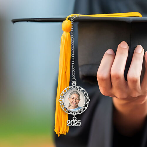 Custom Graduation Tassel with 2025 Pendantadd Photos Memory Picture ...