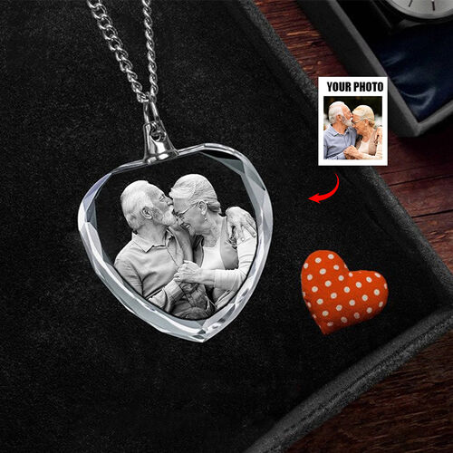 Personalized Crystal Photo Necklace Memorial Gift For Family - Drawmade.com