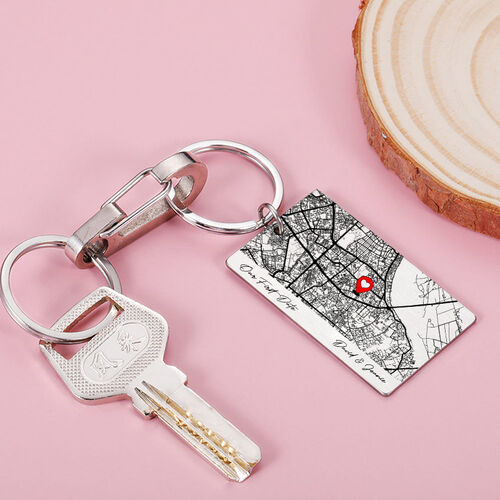 Personalized Map Keychain Special Gift for Family - Drawmade.com