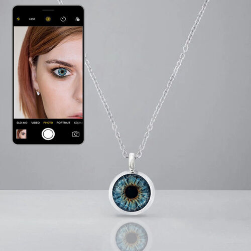 Custom Iris Necklace Add Eye Photo as a Unique Gift for Loved Ones - Drawmade.com